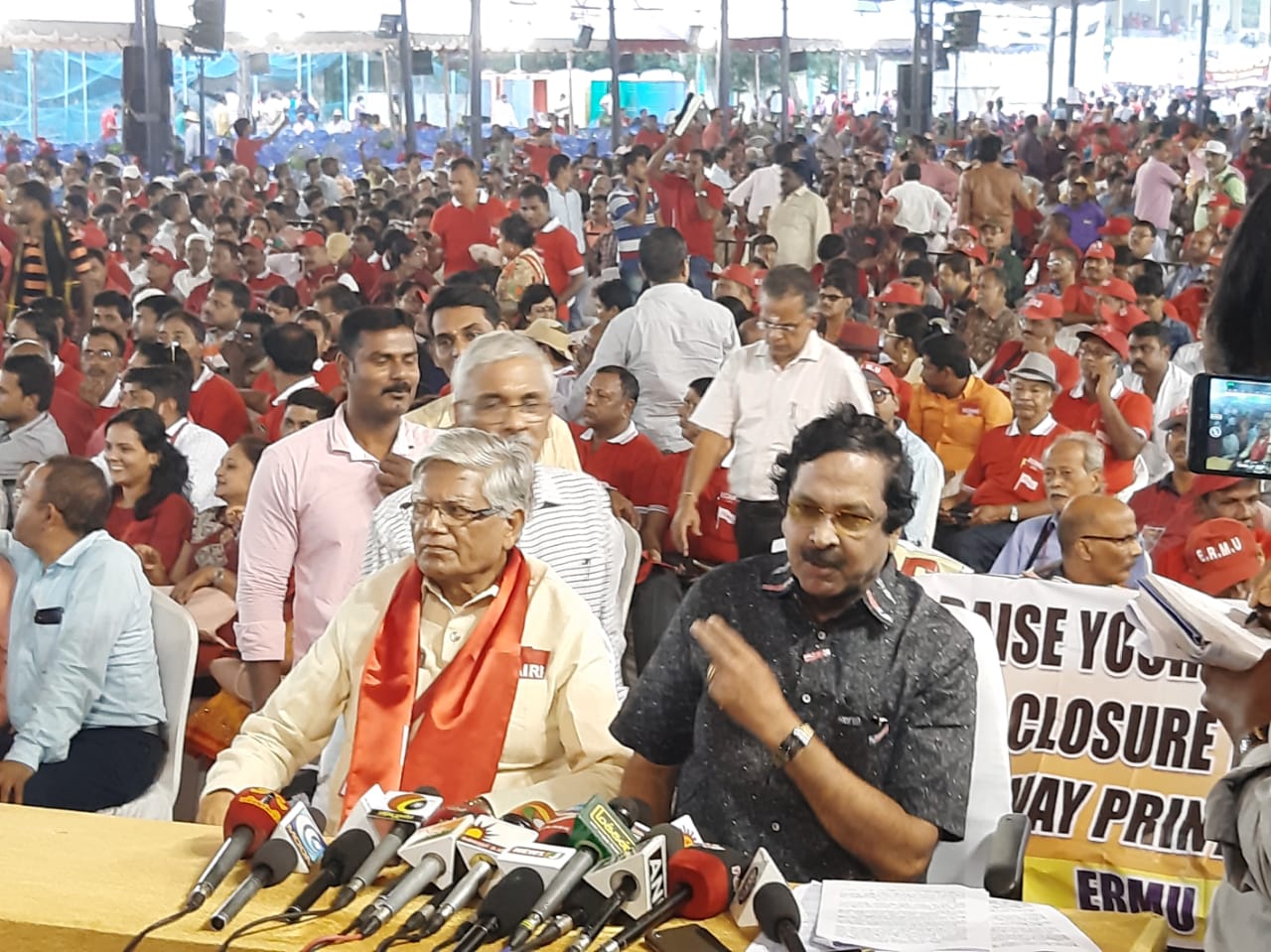 Saying no to privitisation of Railways - INFODEA